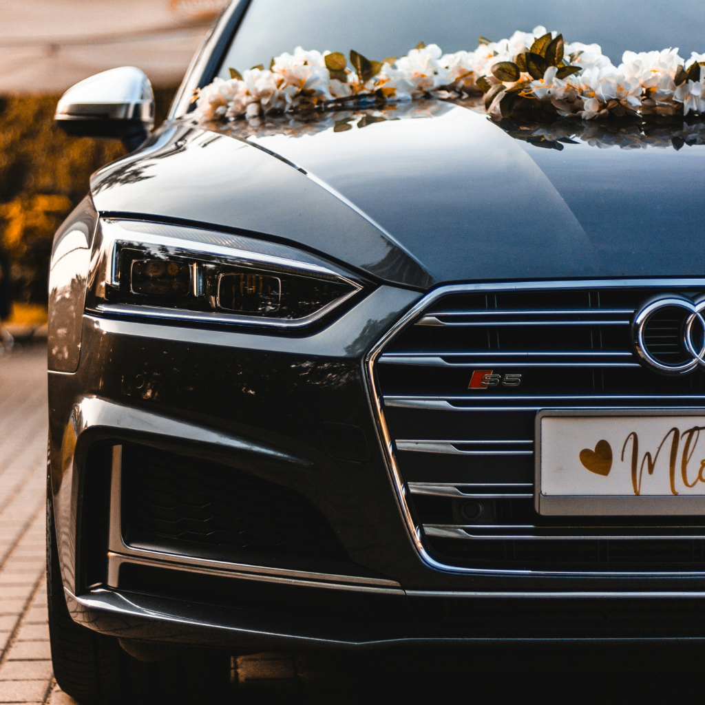 Luxury Car Rental Service in Delhi, Jaipur, Mumbai| Yellow Vehicles